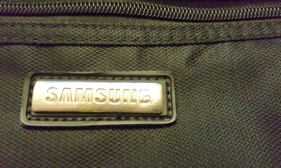 Samsung laptop bag, Men's Fashion, Bags, Briefcases on Carousell