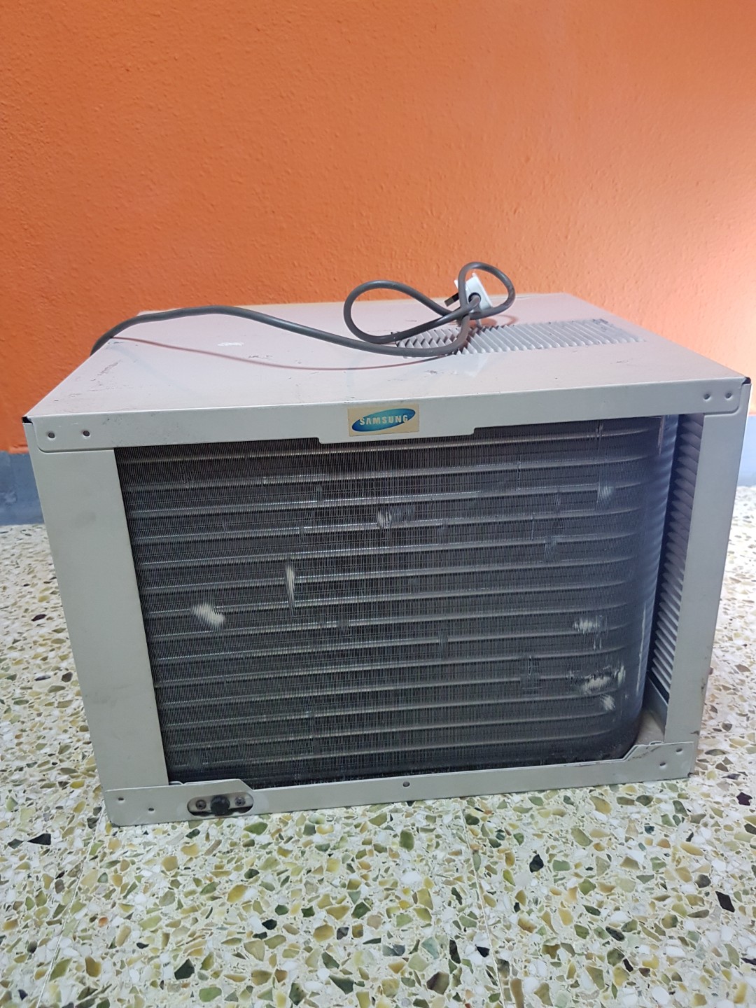 SAMSUNG WINDOW UNIT, TV & Home Appliances, Air Conditioners & Heating ...