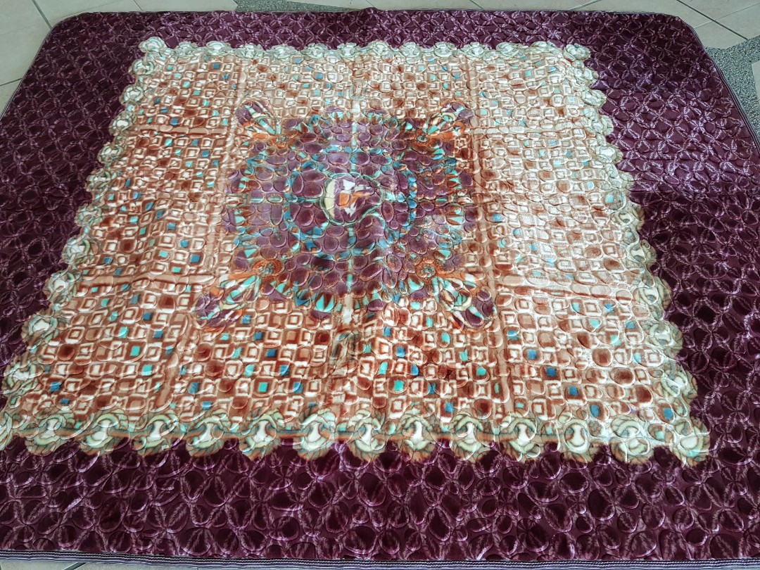 Sponge Carpet 200 x 240 cm (6 x 8 ft), Everything Else on Carousell