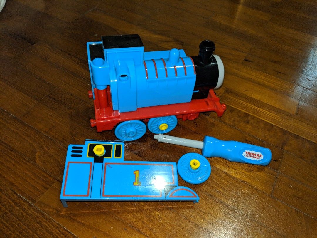 Thomas build n go, Hobbies & Toys, Toys & Games on Carousell
