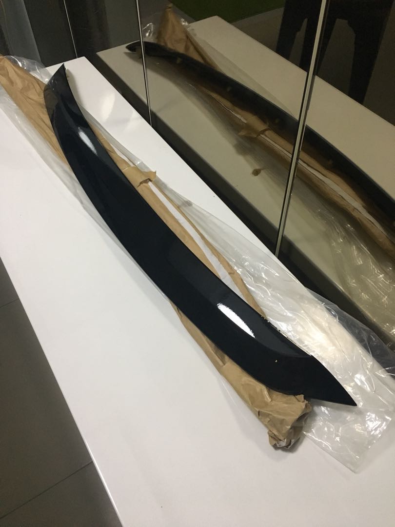 Toyota Harrier ZSU60 Chrome Bonnet Garnish, Car Accessories on Carousell