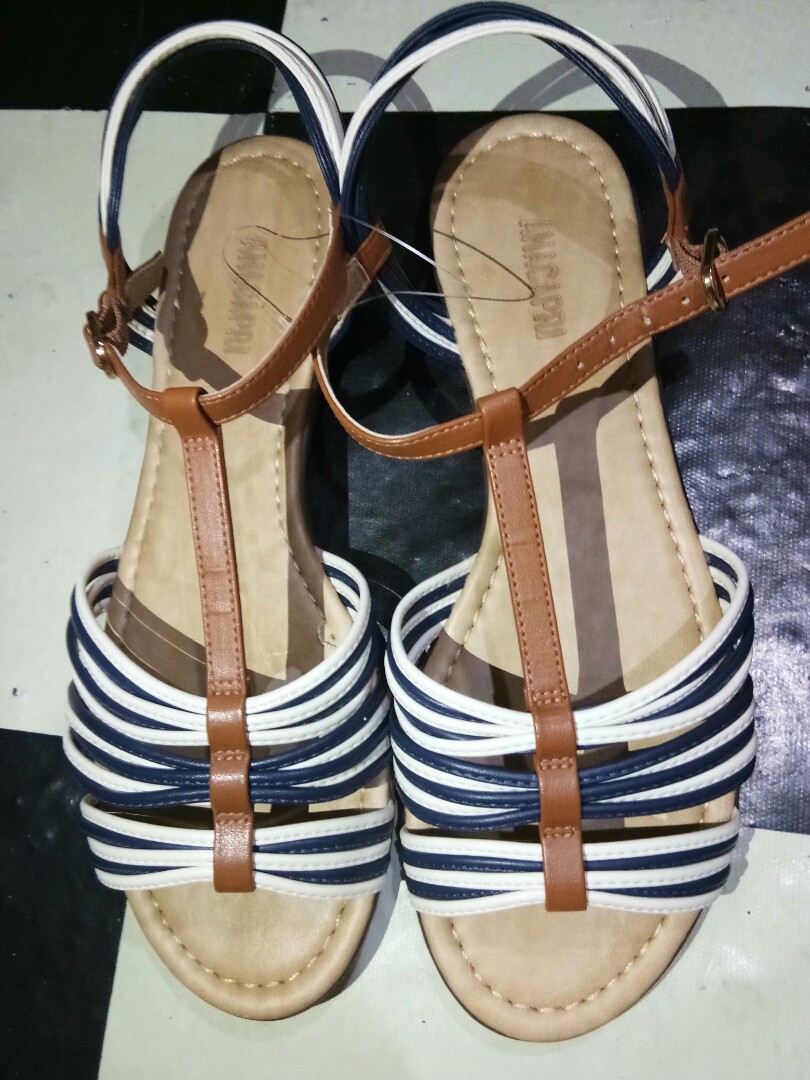 Ana capri sandal, Women's Fashion, Footwear, Sandals on Carousell