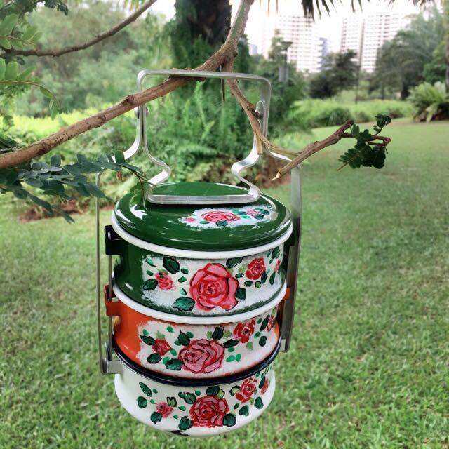 Hand painted 3 Tier Tingkat/ Peranakan tiffin designs , TV & Home ...