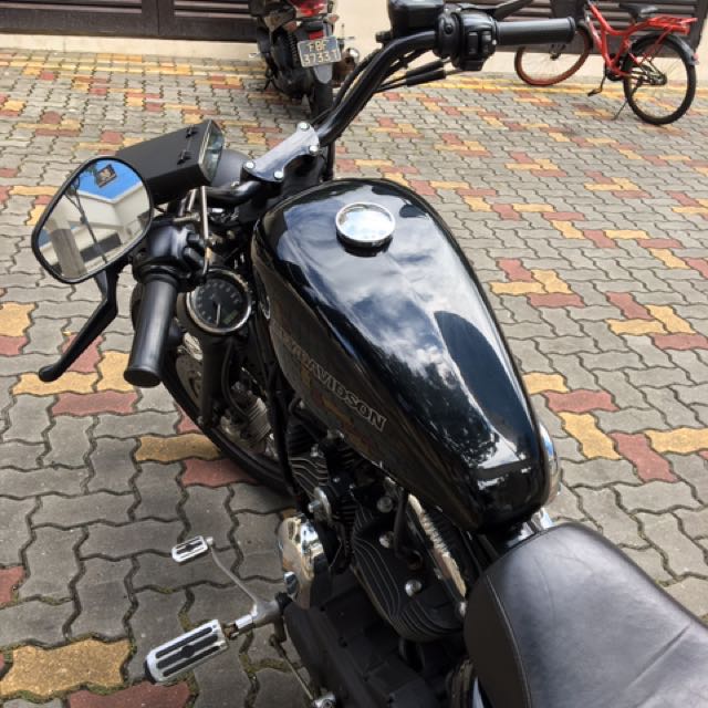 Harley Davidson XL1200C Sportster (with extra tank), Motorcycles ...