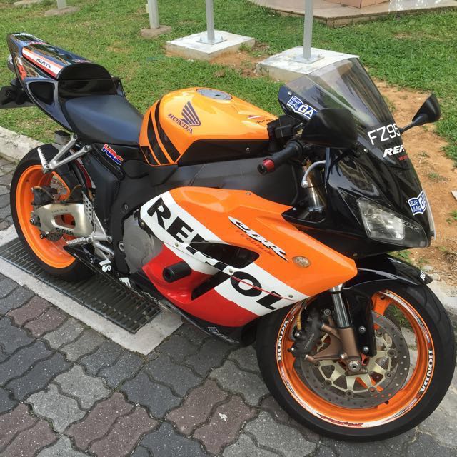 Honda CBR 1000 2005 model COE till 2025 SEPT, Motorcycles, Motorcycles ...