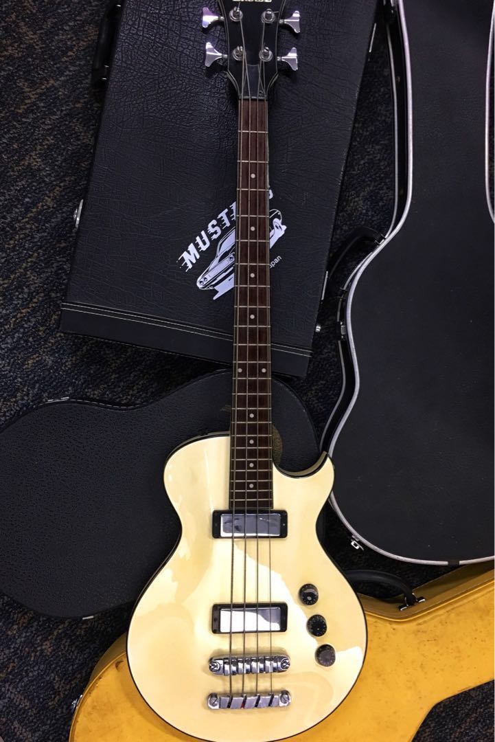 Ibanez Artb 100 Rare Bass Guitar Hobbies And Toys Music And Media Musical Instruments On Carousell