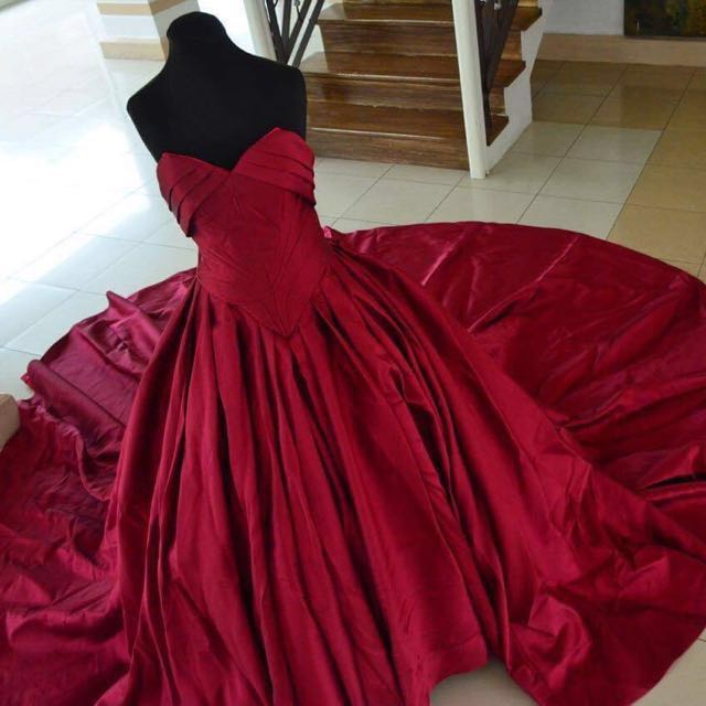 Red debut gown, Women's Fashion, Dresses & Sets, Evening dresses ...