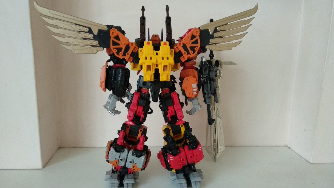 Transformers MMC Feral Rex, Hobbies & Toys, Toys & Games on Carousell