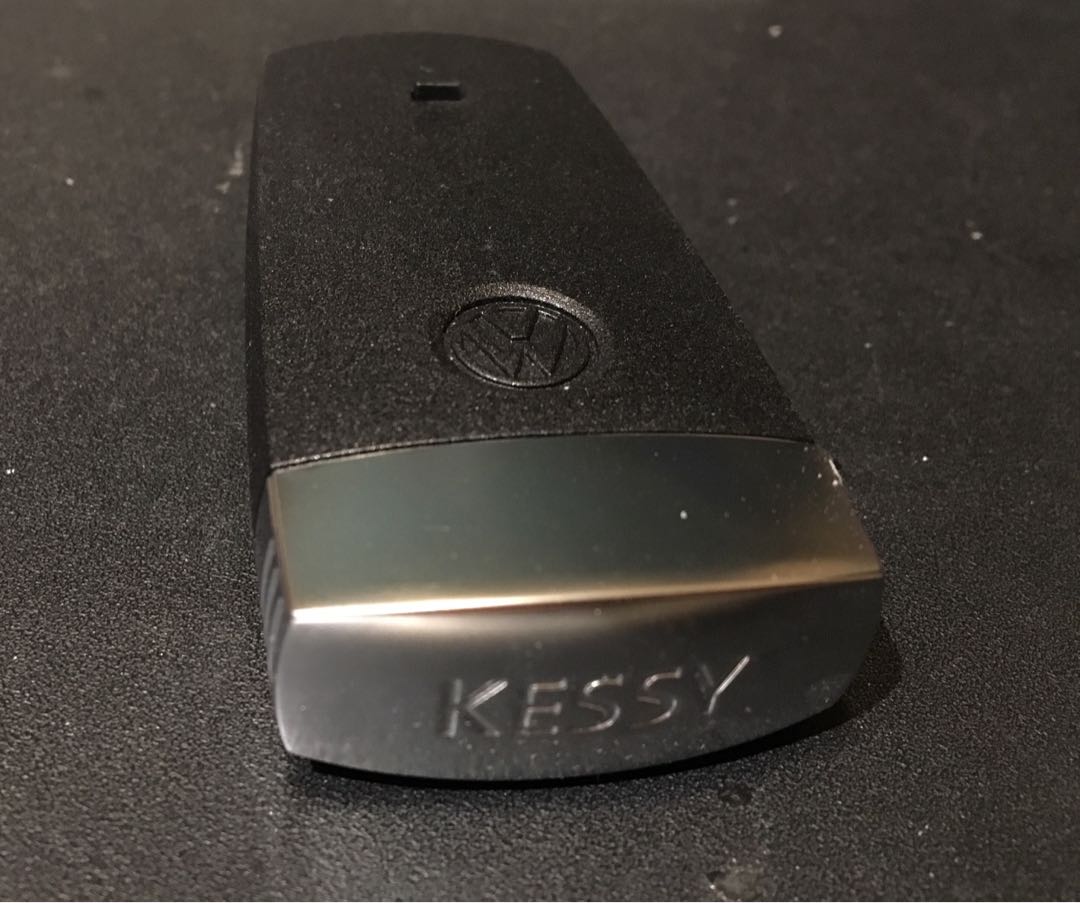 VW Passat CC Dummy KESSY Key, Auto Accessories on Carousell