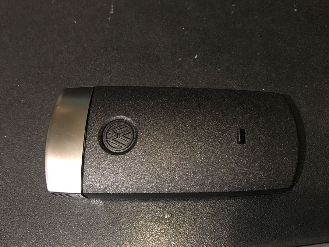 VW Passat CC Dummy KESSY Key, Auto Accessories on Carousell