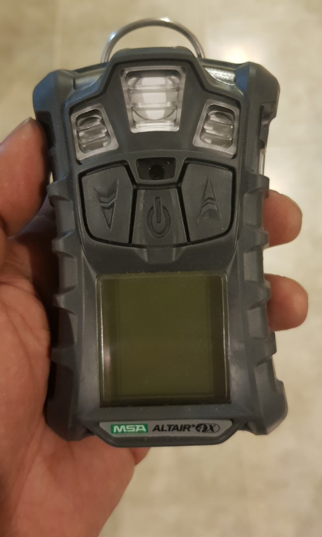 MSA 4 sensor gas meter Unused. Sorry I tot I put 700. Don't know why it ...