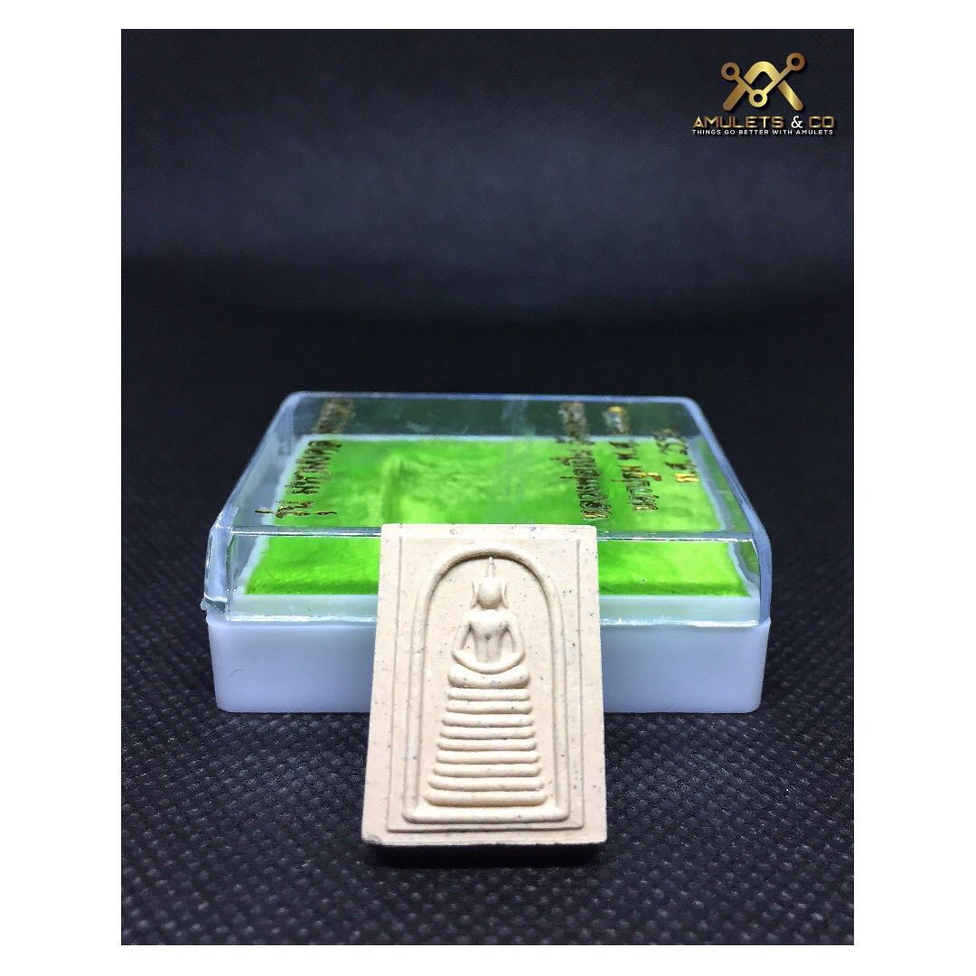 Phra Somdej - LP Samang, Hobbies & Toys, Memorabilia & Collectibles ...