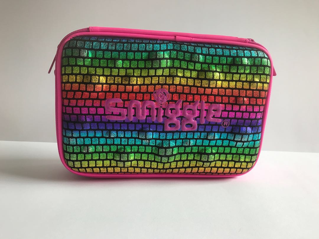 Smiggle double up large rainbow scale hardtop pencil case, Hobbies ...
