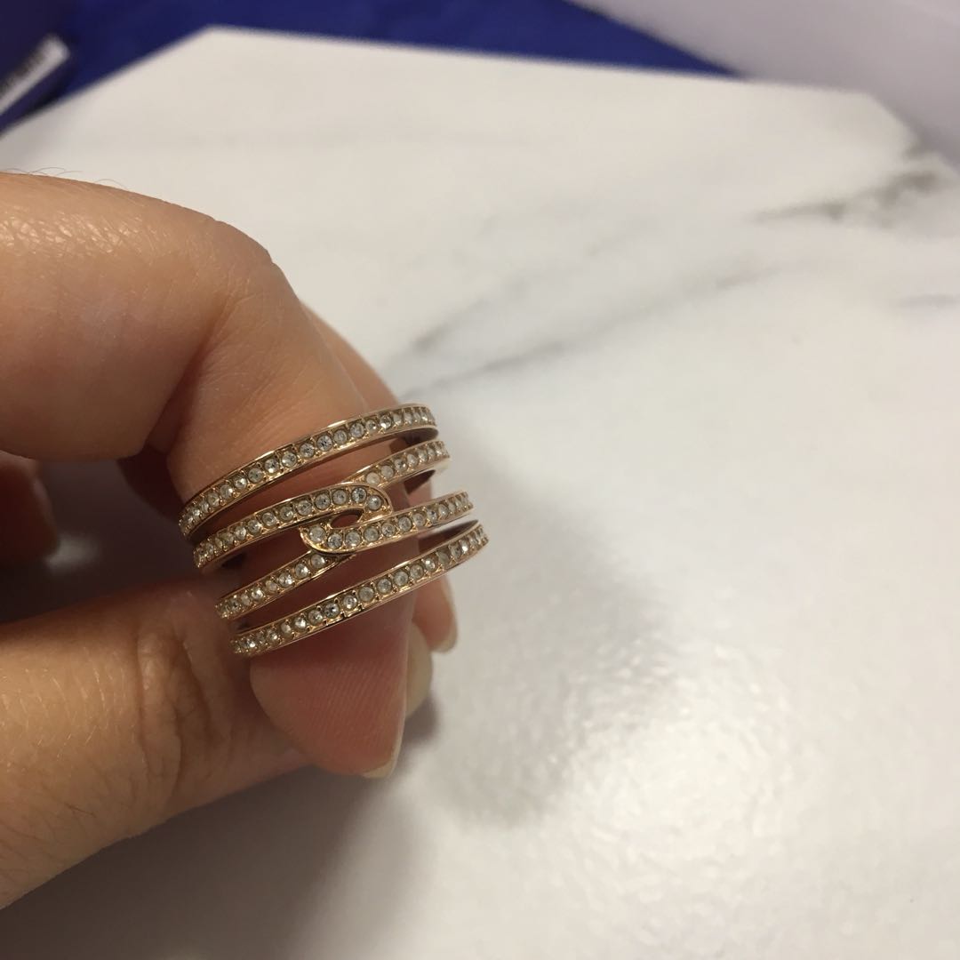 Swarovski rings, Women's Fashion, Jewelry & Organisers, Rings on Carousell