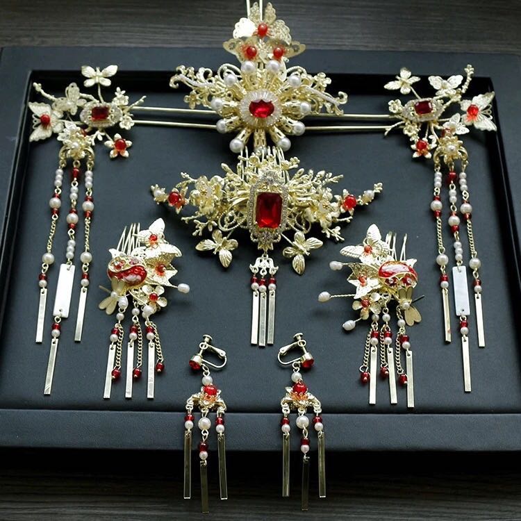 Chinese wedding bride hair do set eat ring, Women's Fashion, Jewelry ...