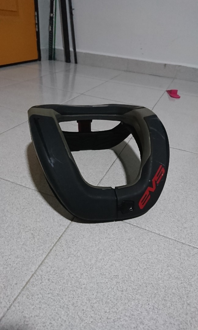 EVS Neck Brace, Sports, Sports & Games Equipment on Carousell