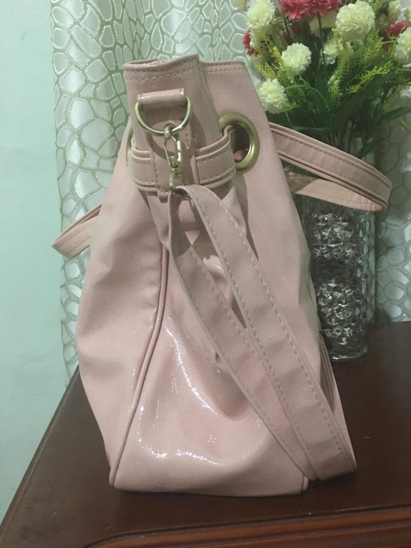 Preloved Donkie Mania Bag from Korea, Women's Fashion, Bags & Wallets ...