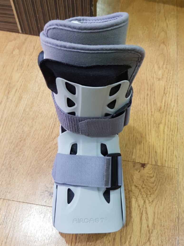 Aircast (Air cast), Everything Else on Carousell