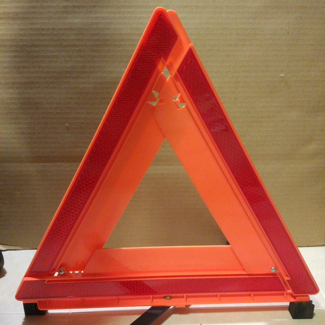 Car Breakdown Sign, Warning Triangle, Car Accessories, Accessories on ...