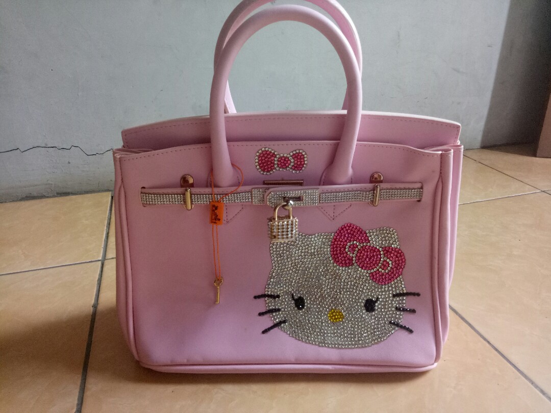 Hermes Hello Kitty Baby Pink, Fesyen Wanita, Tas & Dompet di Carousell