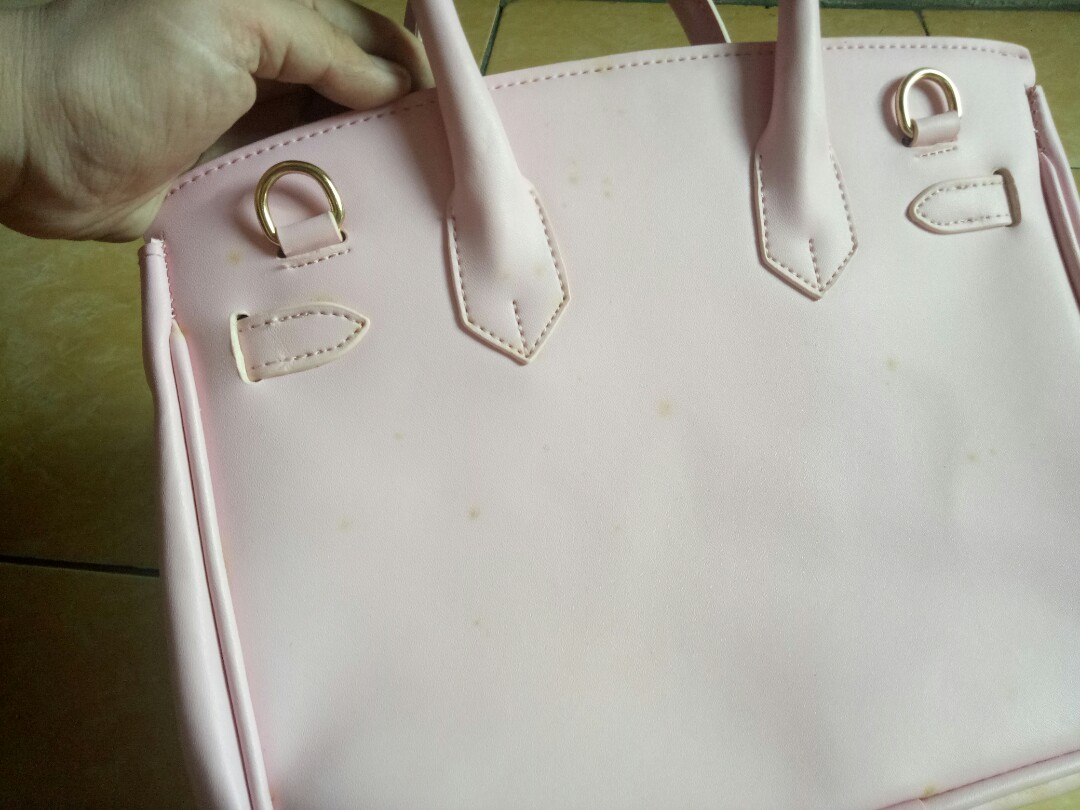 Hermes Hello Kitty Baby Pink, Fesyen Wanita, Tas & Dompet di Carousell