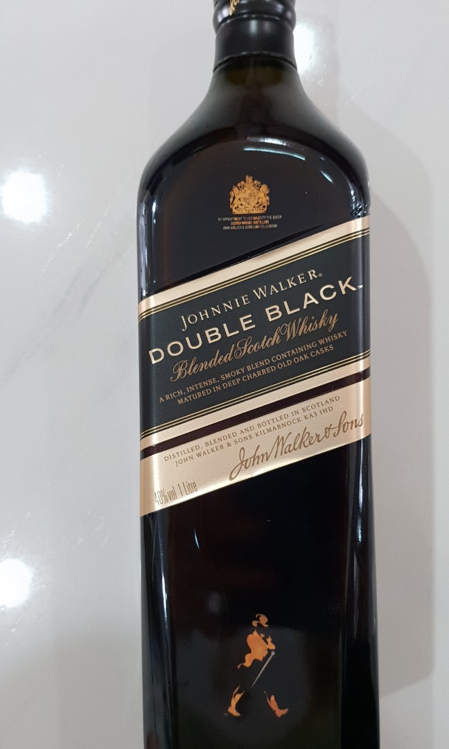 Johnnie Waller DOUBLE BLACK scotch whisky, Food & Drinks, Alcoholic ...