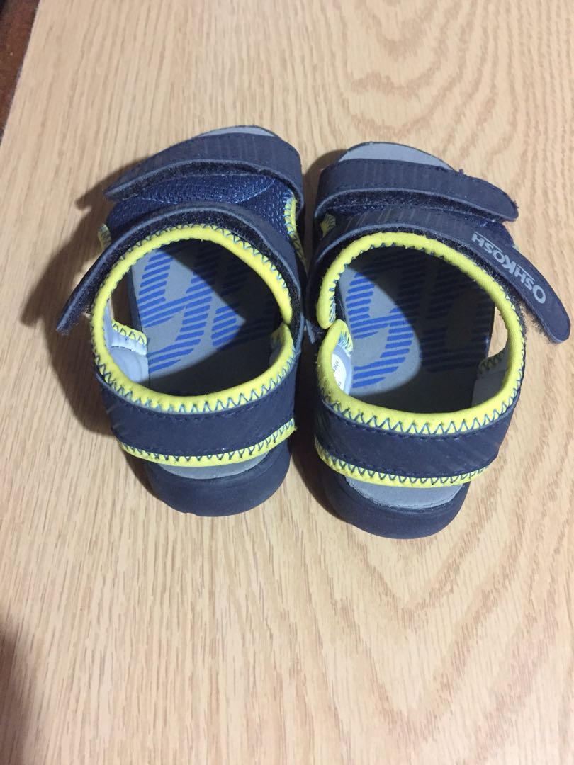 Osh Kosh B’gosh sandals, Babies & Kids, Babies & Kids Fashion on Carousell