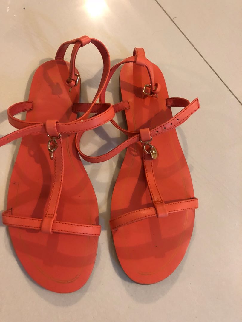 Pre-loved MnG sandals, Women's Fashion, Footwear, Sandals on Carousell