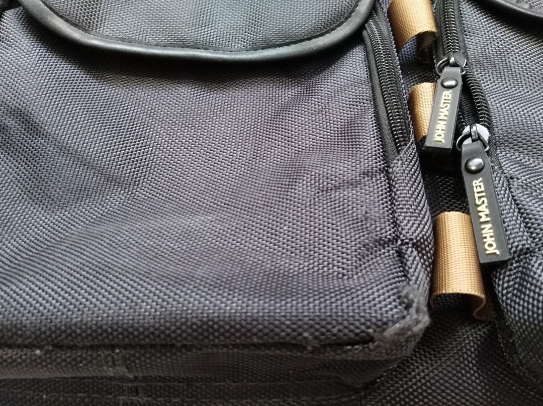 John Master Office Bag ( 3 Types Use), Men's Fashion, Bags, Belt bags ...
