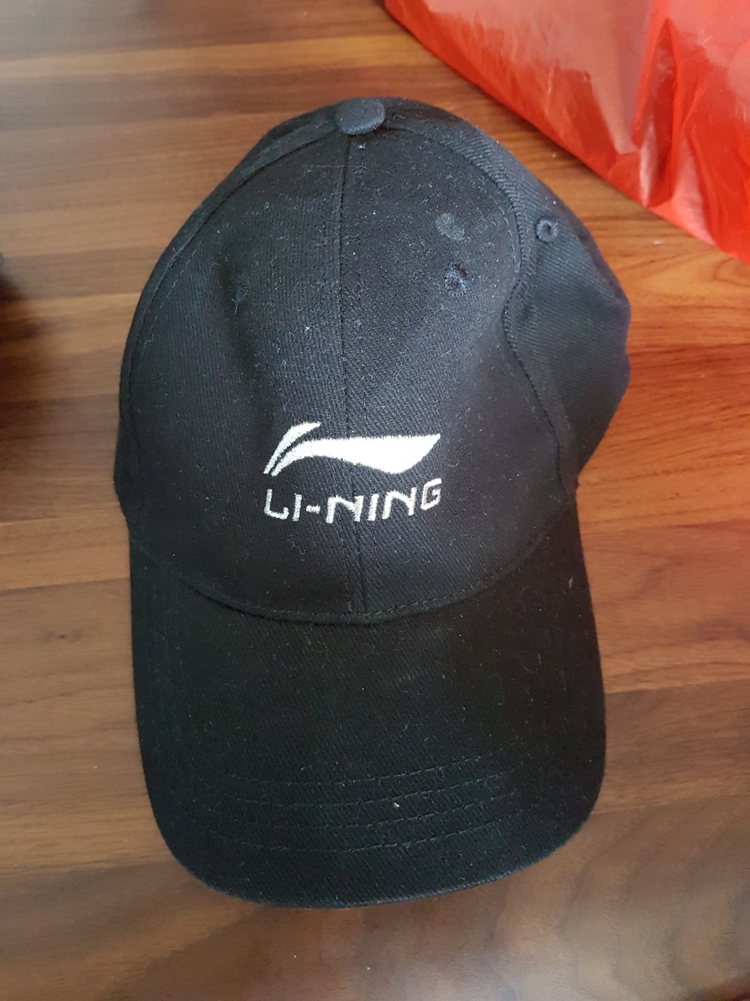 Li Ning Cap, Sports Equipment, Sports & Games, Water Sports on Carousell