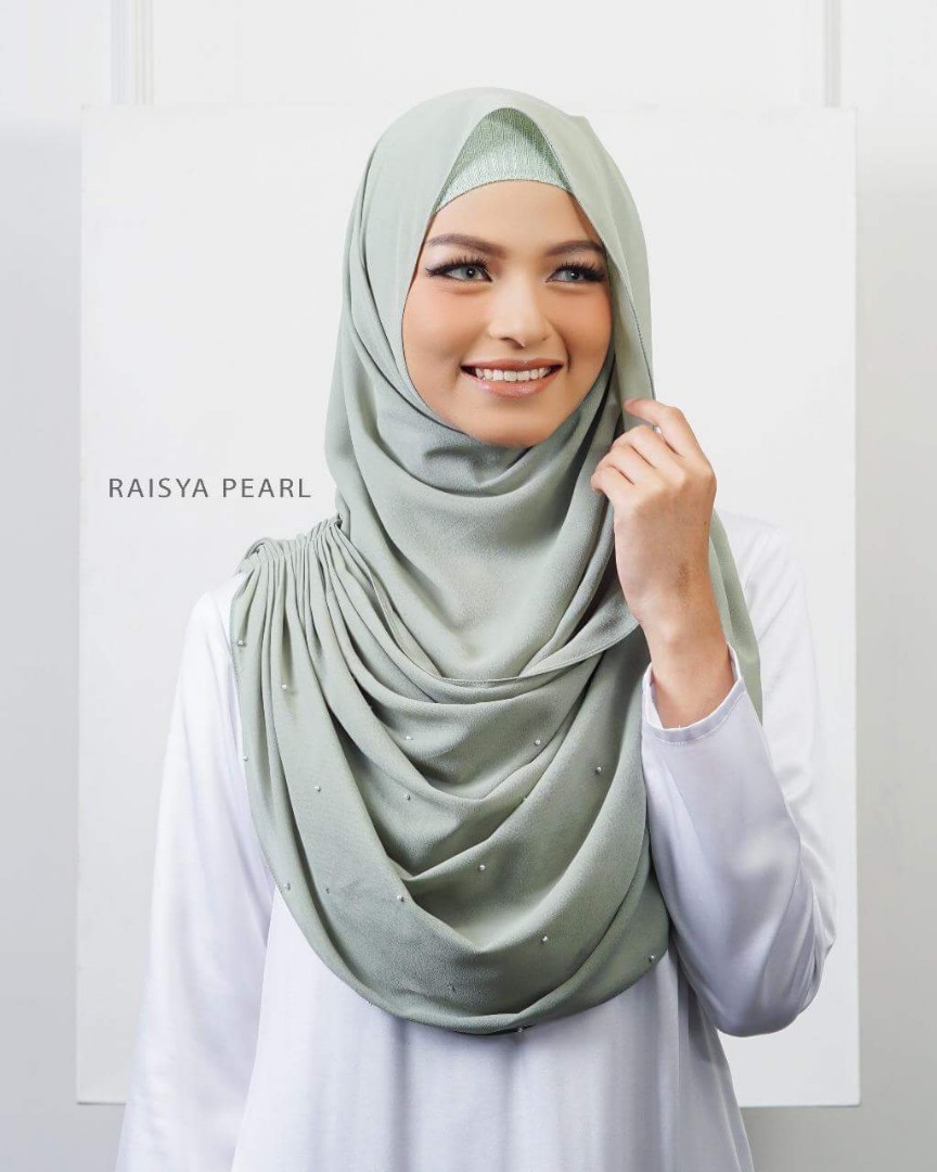 Raisya Pearl, Women's Fashion, Muslimah Fashion, Hijabs on Carousell
