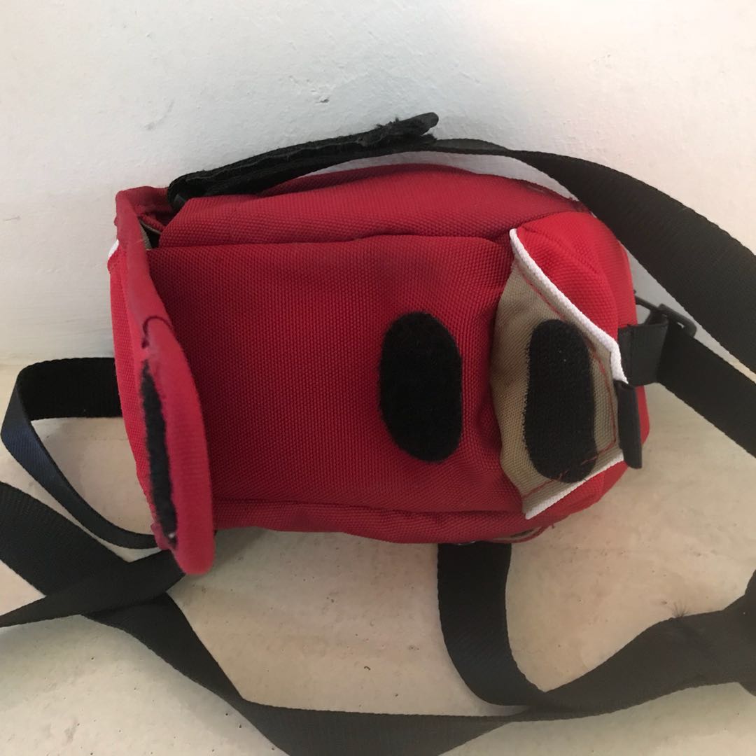 Rare find: Crumpler Compact Camera Bag (Red), Photography, Camera ...