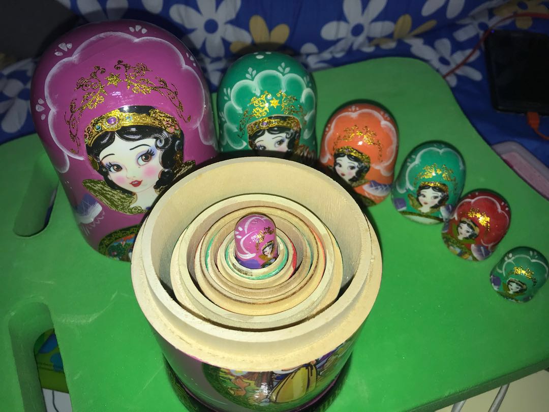 Rare Snow White Matryoshka Nesting Dolls (7 parts), Women's Fashion ...