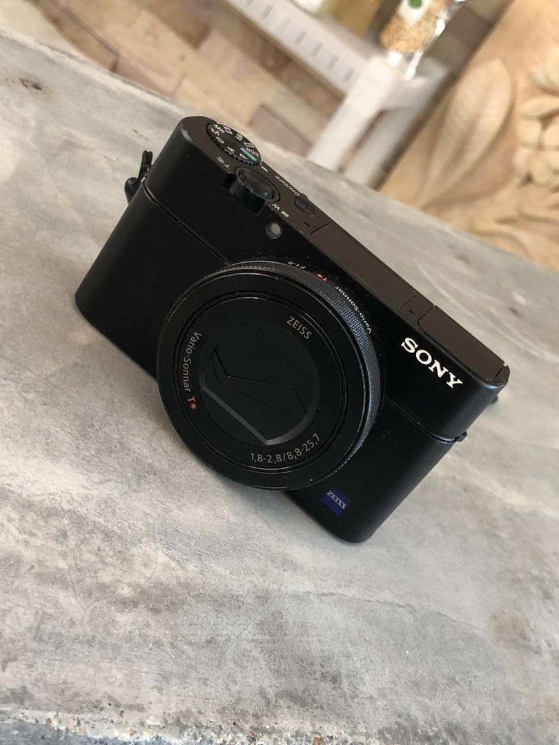 Sony RX100 IV - 128GB SD Card, Mobile Phones & Gadgets, Mobile & Gadget ...