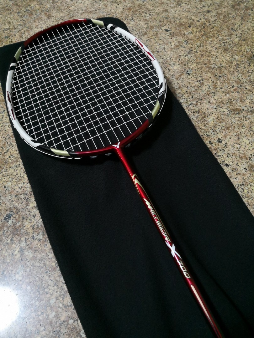 Victor Meteor X 700, Sports Equipment, Sports & Games, Racket & Ball ...