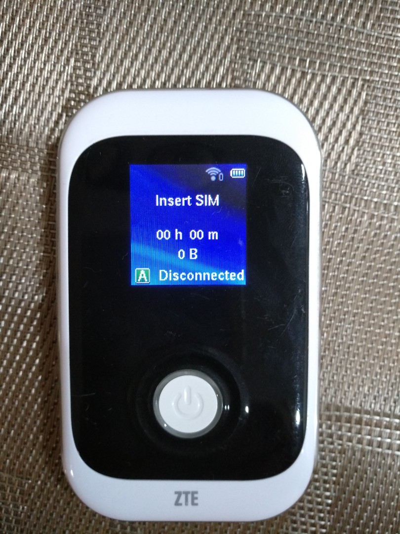 ZTE 4G/LTE mobile hotspot router with display, Mobile Phones & Gadgets ...