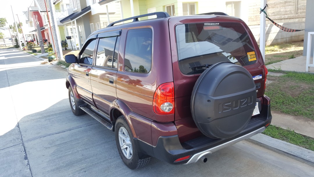 2016 Isuzu Crosswind XUV AT, Cars for Sale on Carousell