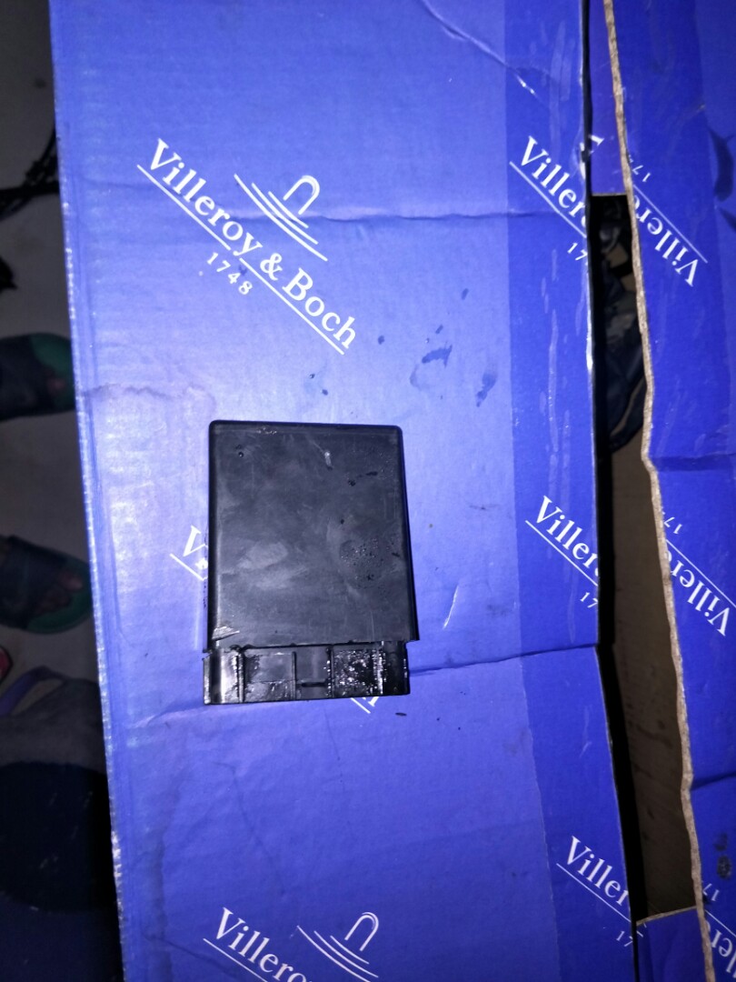 Cb400 spec 2 cdi, Motorcycles, Motorcycle Accessories on Carousell