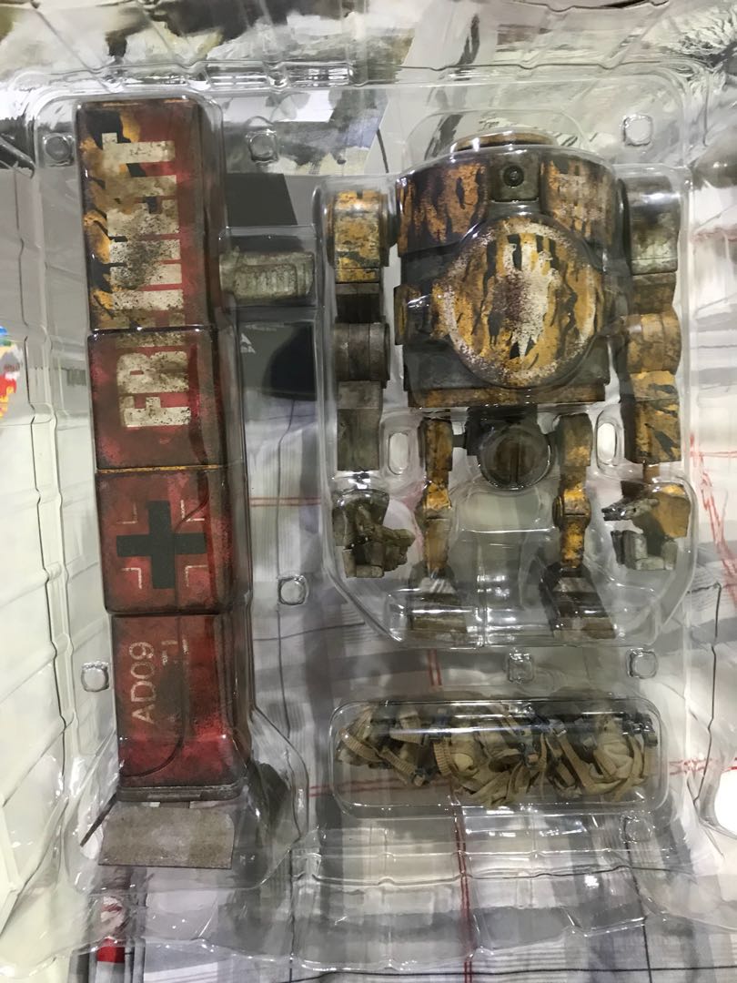 World war robot - WWR Heavy Bramble - African Def (1/12), Hobbies ...