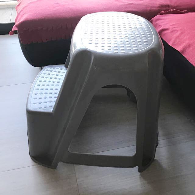 Big step stool ( Free delivery ), Furniture, Others on Carousell