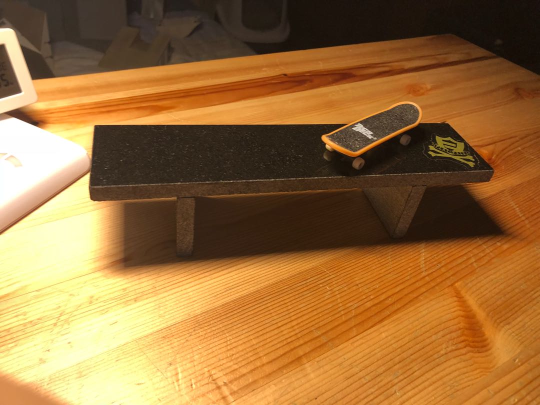 Fingerboard flat face graphite bench, Babies & Kids, Baby Nursery ...