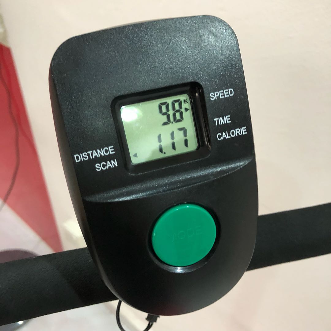 (Reserved) Foldable Treadmill, Sports Equipment, Exercise & Fitness ...