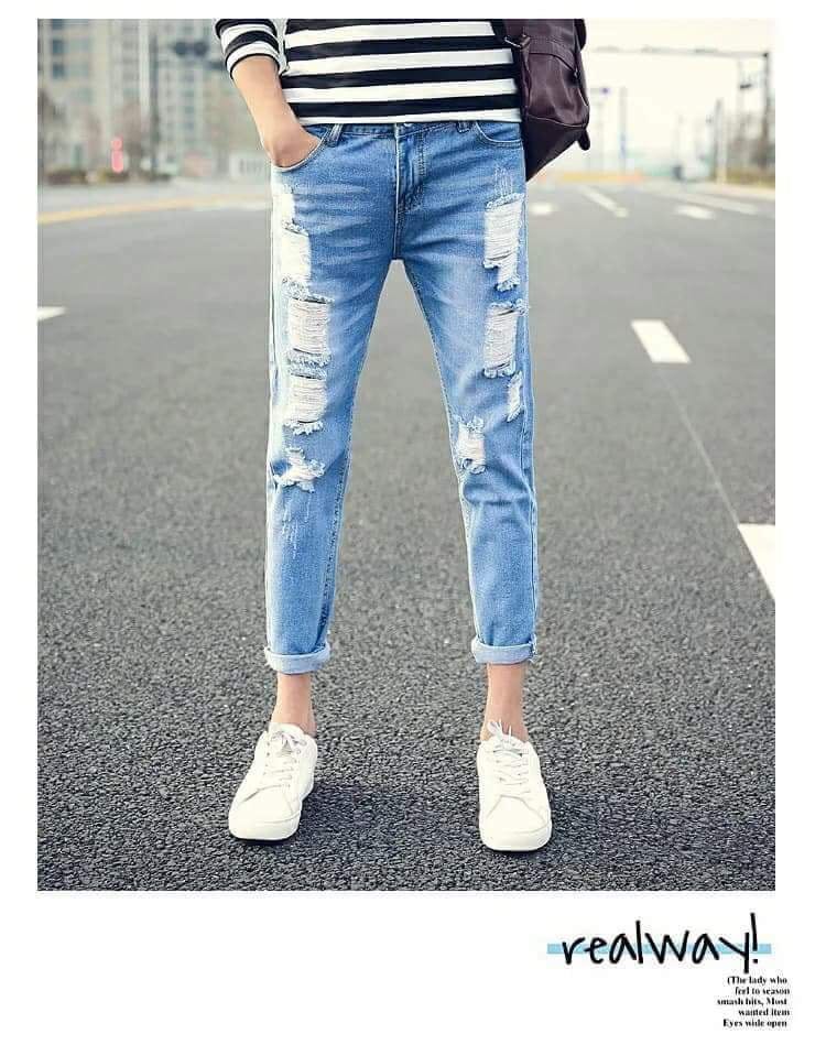 MEN’S TATTERED PANTS, Men's Fashion, Bottoms, Trousers on Carousell