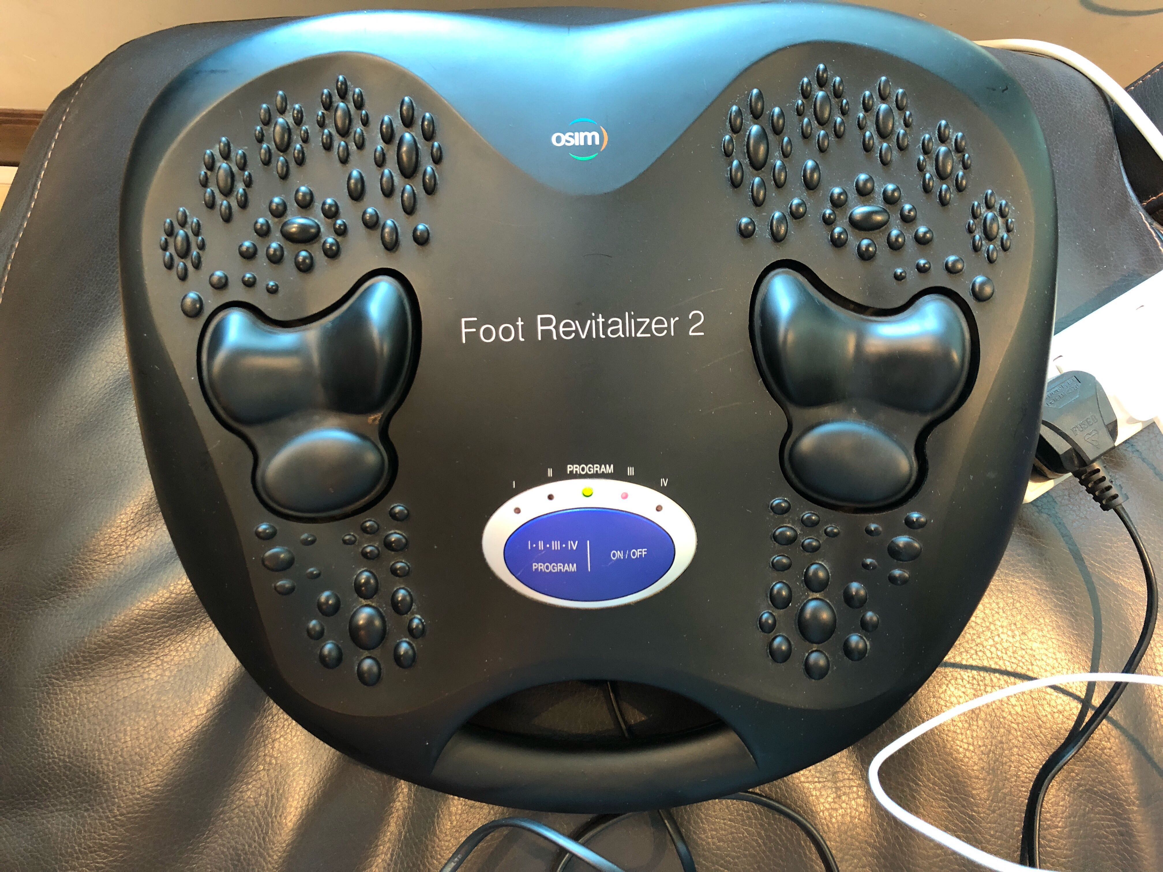 OSIM按摩機Foot Revitalizer 2, 健康及營養食用品, 按摩紓緩用品 - Carousell