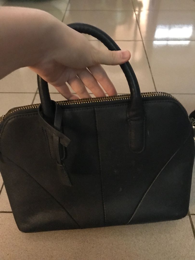 Tas Buat Pacar tersayang Zara Asli, Fesyen Pria, Tas & Dompet , Dompet ...