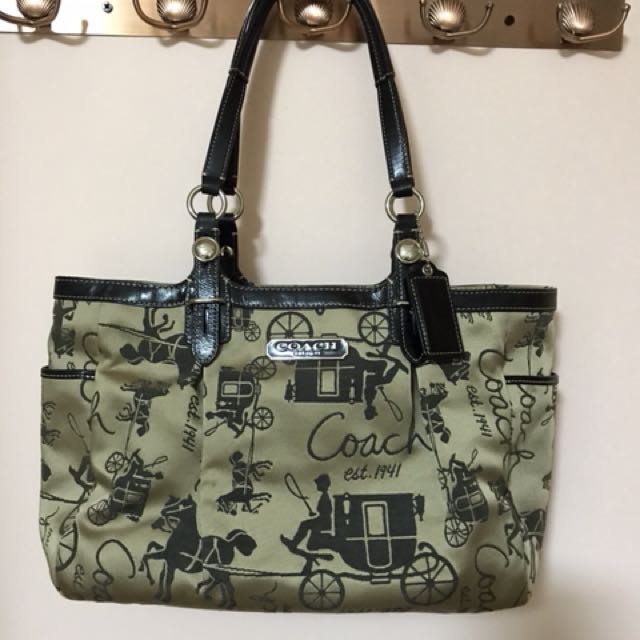 Coach bag, Luxury, Bags & Wallets on Carousell