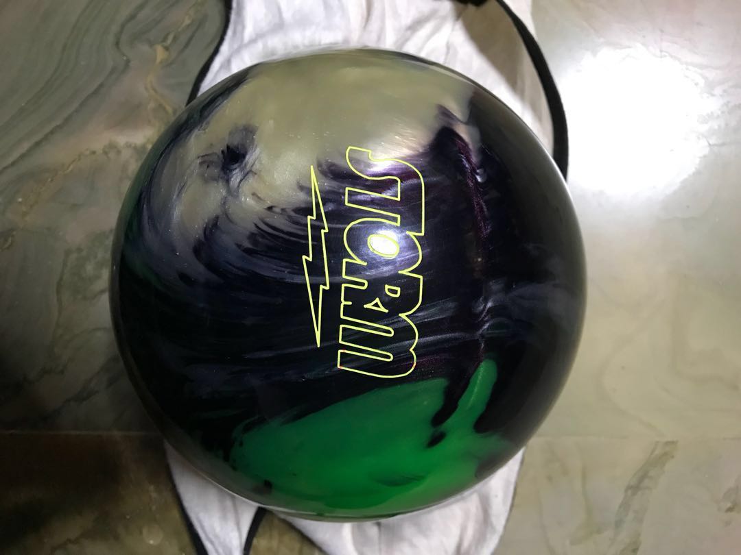 Storm Bowling Ball: Intense, Sports Equipment, Sports & Games ...