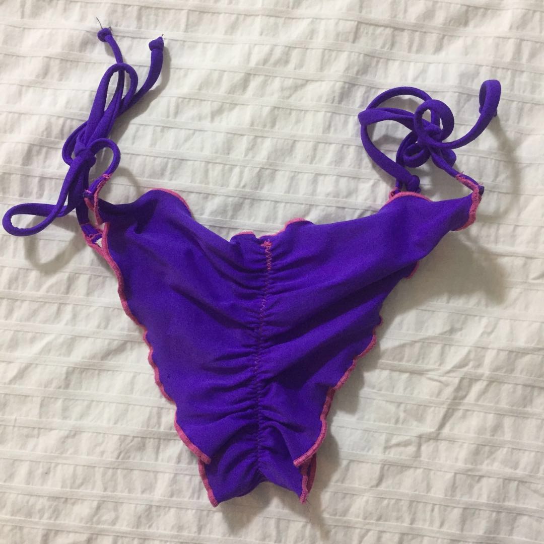 Kandy Wrappers Bikini Bottoms, Women's Fashion, Swimwear, Bikinis ...