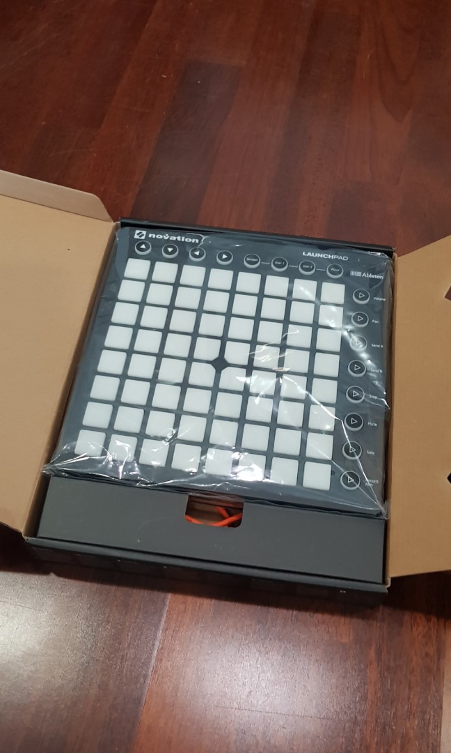 Novation Launchpad Mk2, Hobbies & Toys, Music & Media, Musical Instruments on Carousell