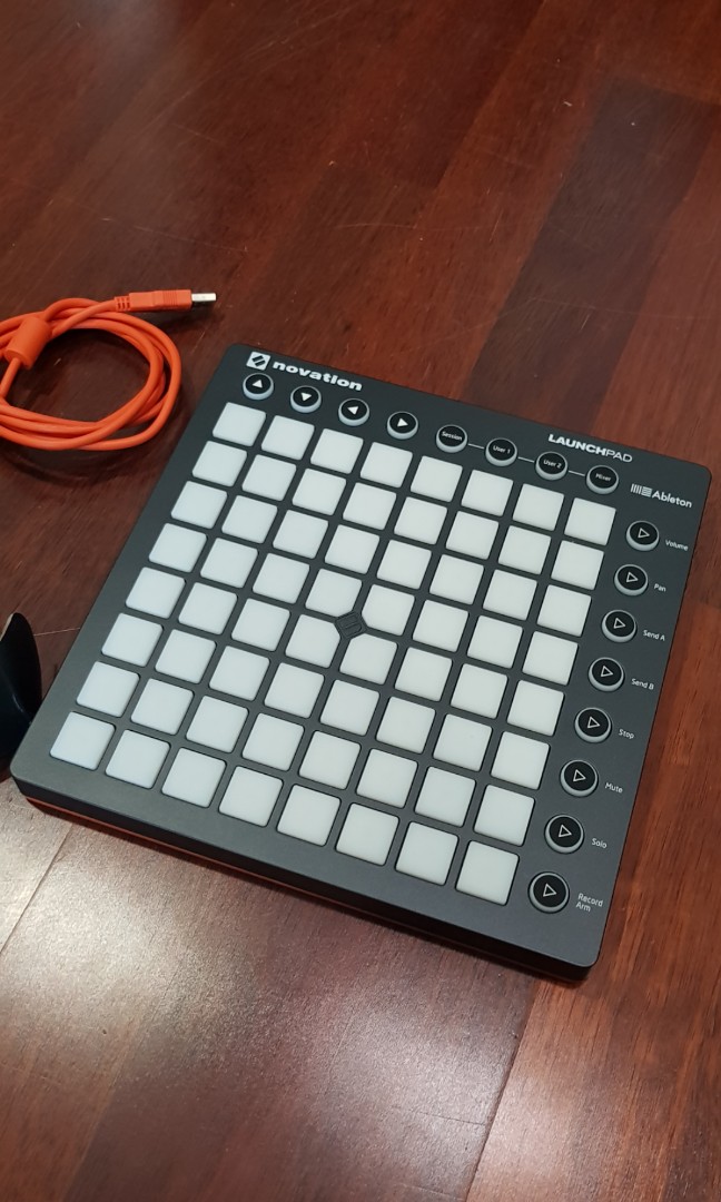 Novation Launchpad Mk2, Hobbies & Toys, Music & Media, Musical Instruments on Carousell